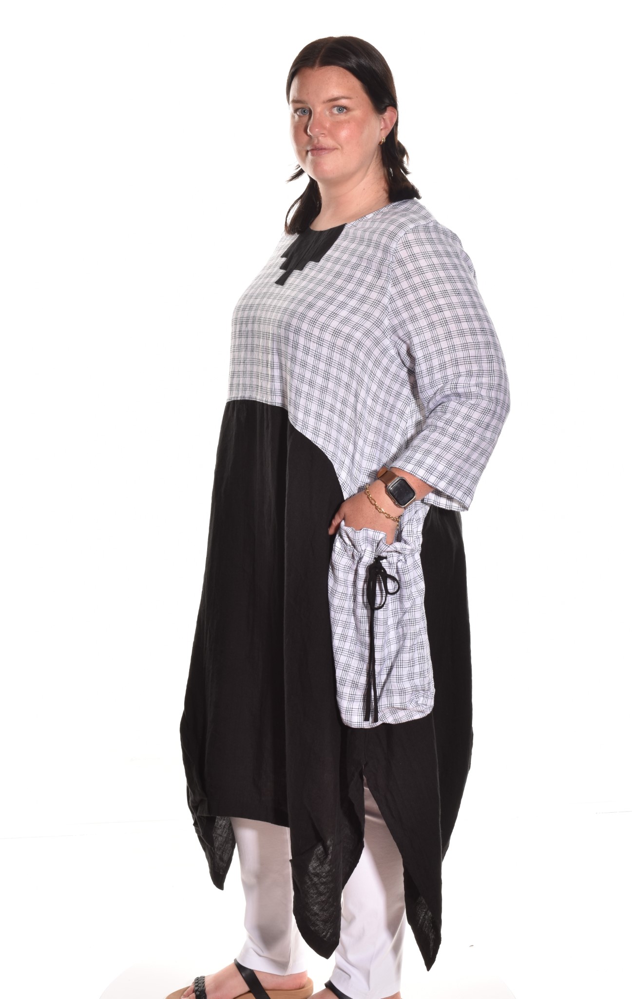 Cheyenne. Tie Pouch Pocket Dress. - Lea's